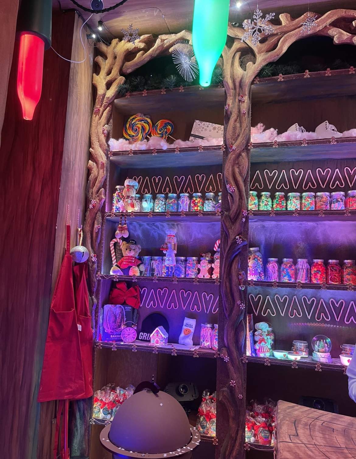 On The Scene: A Look Inside of The Candy Cottage of Christmas Magic ...