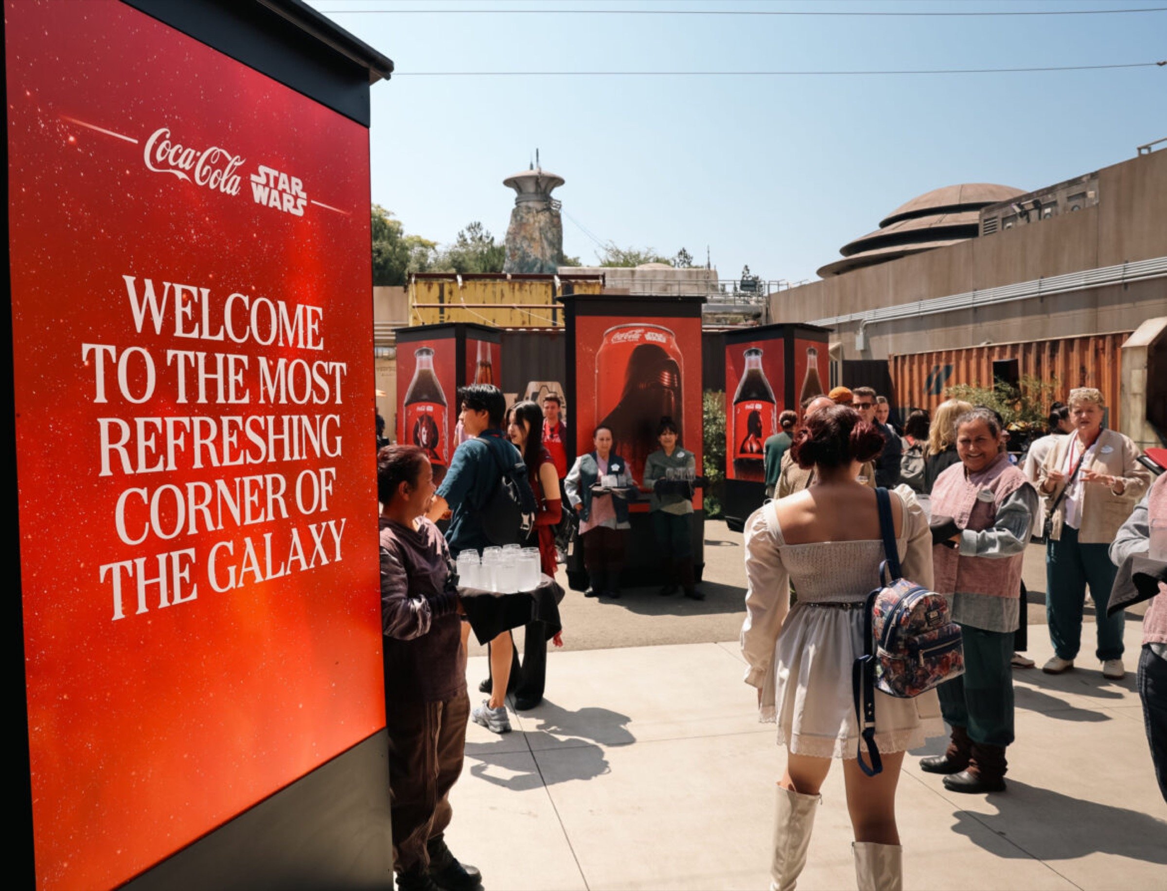 Drink Like a Jedi: Coca-Cola’s Star Wars Collab Lets You Send Hologram ...